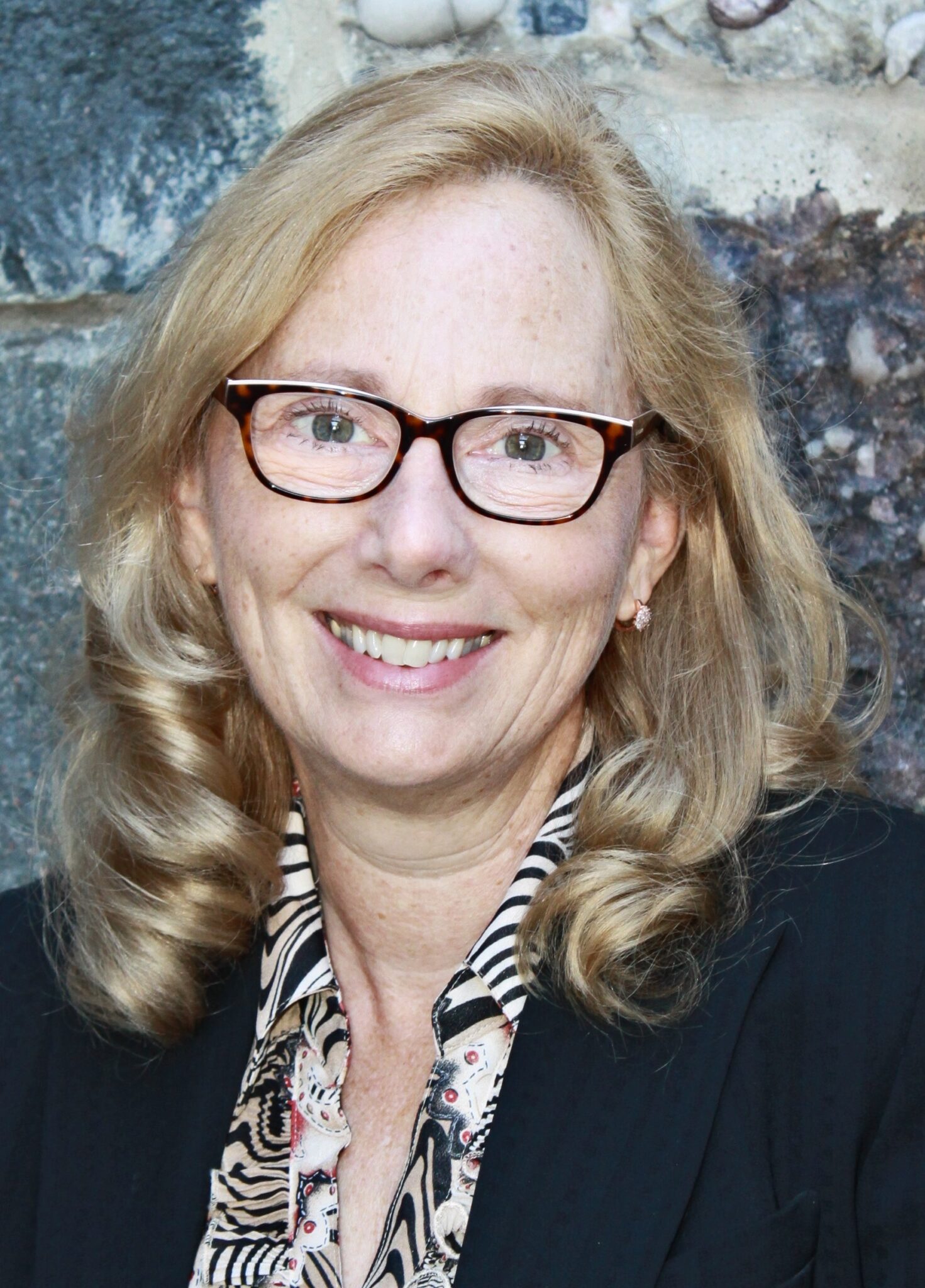 Real Estate News & Views: The effect of interest rates on the current ...